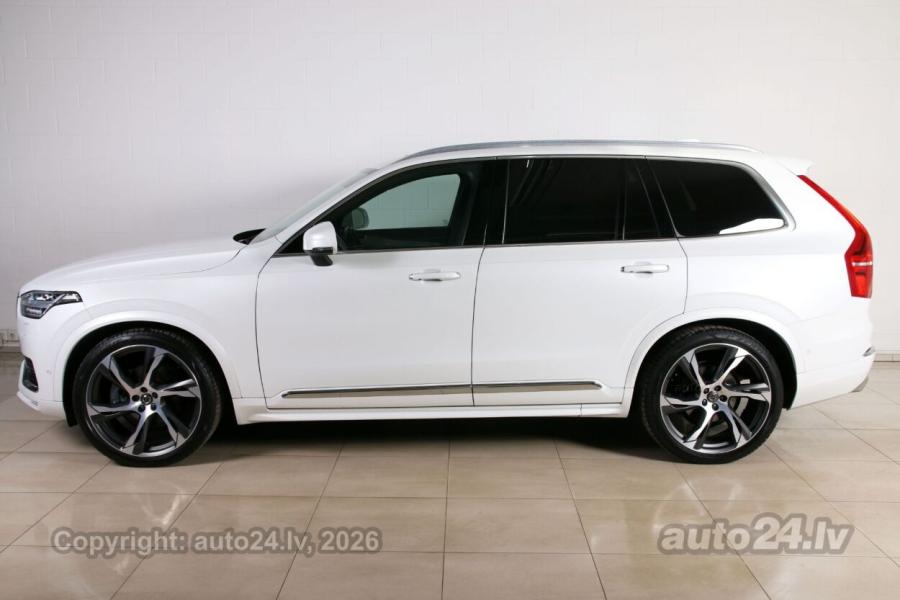 White Volvo XC90 2021 in Parnu, with an engine capacity of 2.00 L and mileage of 89 thousand km for 48990 €, photo 3 on AUTOMOTO.COM.LV