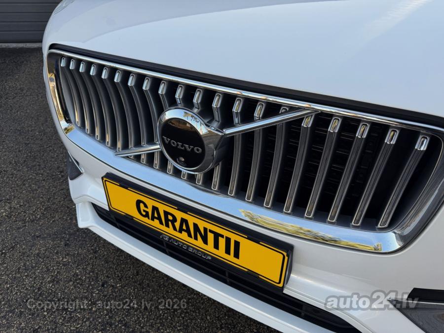 White Volvo XC90 2021 in Parnu, with an engine capacity of 2.00 L and mileage of 77 thousand km for 46990 €, photo 30 on AUTOMOTO.COM.LV