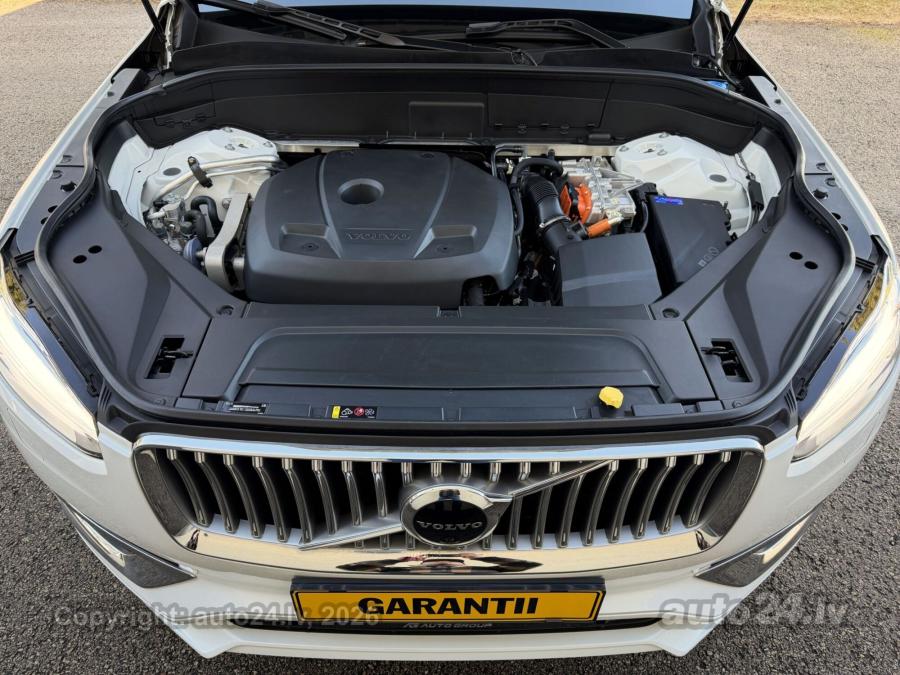 White Volvo XC90 2021 in Parnu, with an engine capacity of 2.00 L and mileage of 77 thousand km for 46990 €, photo 31 on AUTOMOTO.COM.LV