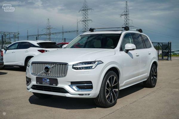 White Volvo XC90 2021 in Marijampole, with an engine capacity of 2.00 L and mileage of 97 thousand km for 29950 €, photo 5 on AUTOMOTO.COM.LV
