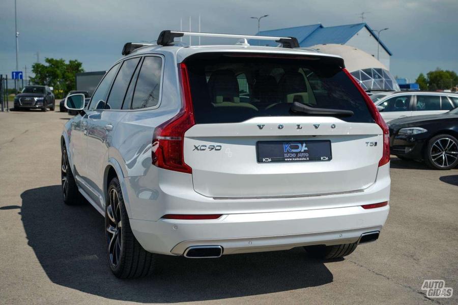 Balts Volvo XC90 2021 Marijampole, ar dzinēja tilpumu 2.00 L un nobraukumu 97 tūkst. km par 29950 €, foto 10 vietnē AUTOMOTO.COM.LV