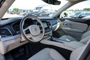 Balts Volvo XC90 2021 Marijampole, ar dzinēja tilpumu 2.00 L un nobraukumu 97 tūkst. km par 29950 €, foto 27 vietnē AUTOMOTO.COM.LV