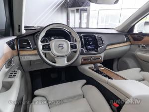 White Volvo XC90 2021 in Tallinn, with an engine capacity of 2.00 L and mileage of 107 thousand km for 42490 €, photo 5 on AUTOMOTO.COM.LV