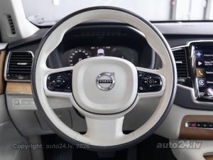 White Volvo XC90 2021 in Tallinn, with an engine capacity of 2.00 L and mileage of 107 thousand km for 42490 €, photo 7 on AUTOMOTO.COM.LV