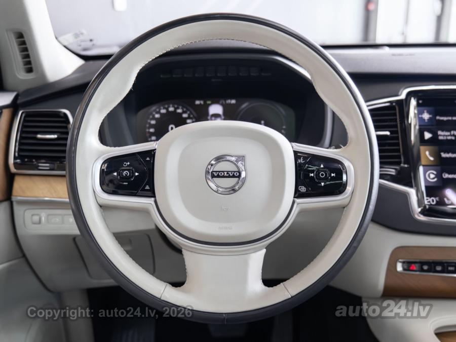 White Volvo XC90 2021 in Tallinn, with an engine capacity of 2.00 L and mileage of 107 thousand km for 42490 €, photo 7 on AUTOMOTO.COM.LV