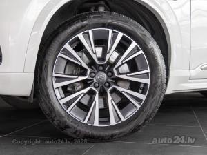 White Volvo XC90 2021 in Tallinn, with an engine capacity of 2.00 L and mileage of 107 thousand km for 42490 €, photo 16 on AUTOMOTO.COM.LV