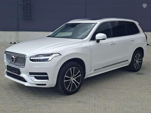 White Volvo XC90 2021 in Siauliai, with an engine capacity of 1.97 L and mileage of 173 thousand km for 30950 €, photo 2 on AUTOMOTO.COM.LV