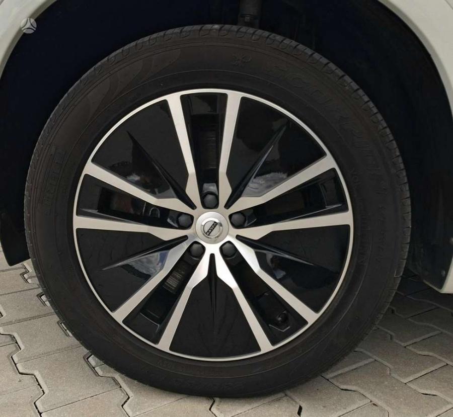 Balts Volvo XC90 2021 Šauļi, ar dzinēja tilpumu 1.97 L un nobraukumu 173 tūkst. km par 30950 €, foto 14 vietnē AUTOMOTO.COM.LV