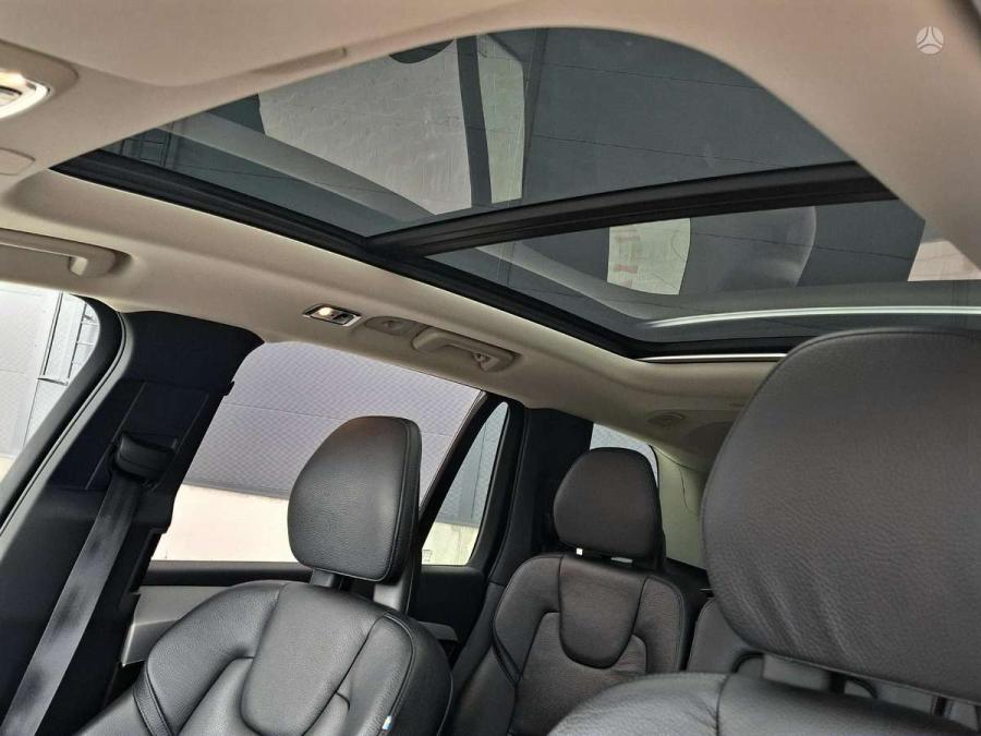 Balts Volvo XC90 2021 Šauļi, ar dzinēja tilpumu 1.97 L un nobraukumu 173 tūkst. km par 30950 €, foto 16 vietnē AUTOMOTO.COM.LV