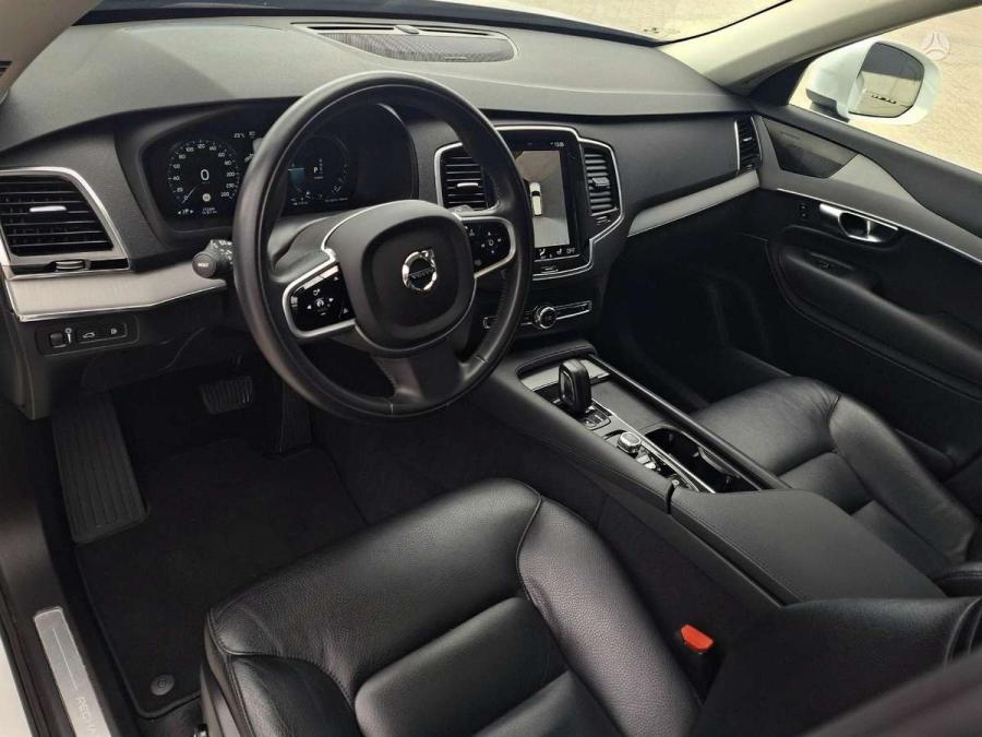 Balts Volvo XC90 2021 Šauļi, ar dzinēja tilpumu 1.97 L un nobraukumu 173 tūkst. km par 30950 €, foto 18 vietnē AUTOMOTO.COM.LV