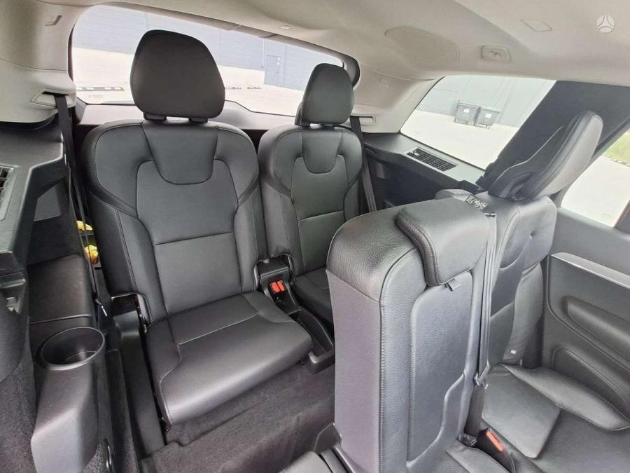 Balts Volvo XC90 2021 Šauļi, ar dzinēja tilpumu 1.97 L un nobraukumu 173 tūkst. km par 30950 €, foto 23 vietnē AUTOMOTO.COM.LV