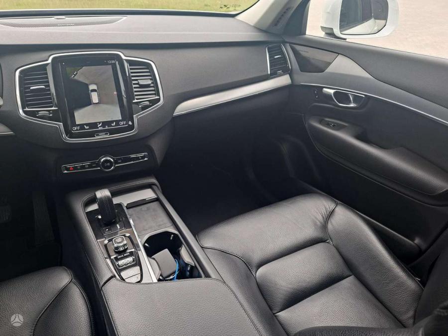 Balts Volvo XC90 2021 Šauļi, ar dzinēja tilpumu 1.97 L un nobraukumu 173 tūkst. km par 30950 €, foto 34 vietnē AUTOMOTO.COM.LV