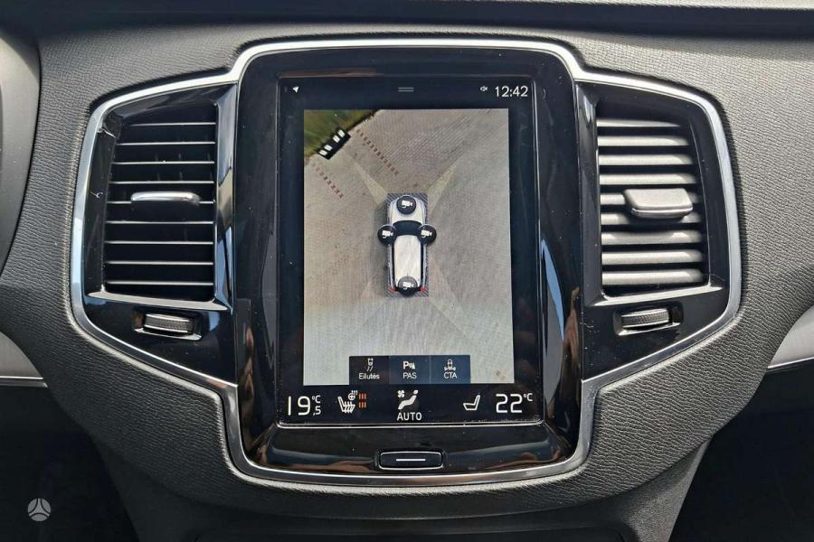 Balts Volvo XC90 2021 Šauļi, ar dzinēja tilpumu 1.97 L un nobraukumu 173 tūkst. km par 30950 €, foto 44 vietnē AUTOMOTO.COM.LV