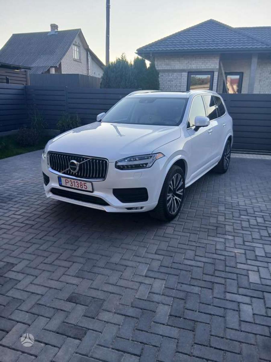 White Volvo XC90 2021 in Vilnius, with an engine capacity of 2.00 L and mileage of 148 thousand km for 28500 €, photo 1 on AUTOMOTO.COM.LV