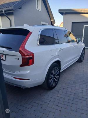 White Volvo XC90 2021 in Vilnius, with an engine capacity of 2.00 L and mileage of 148 thousand km for 28500 €, photo 9 on AUTOMOTO.COM.LV