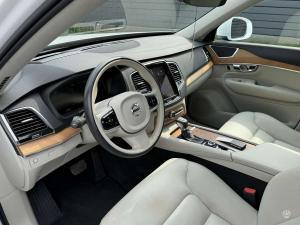 Balts Volvo XC90 2021 Viļņa, ar dzinēja tilpumu 1.97 L un nobraukumu 147 tūkst. km par 28500 €, foto 13 vietnē AUTOMOTO.COM.LV