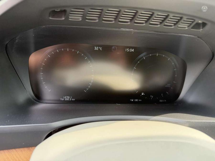 Balts Volvo XC90 2021 Viļņa, ar dzinēja tilpumu 1.97 L un nobraukumu 147 tūkst. km par 28500 €, foto 15 vietnē AUTOMOTO.COM.LV