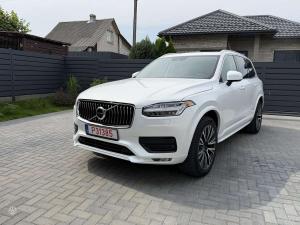 White Volvo XC90 2021 in Vilnius, with an engine capacity of 1.97 L and mileage of 147 thousand km for 28500 €, photo  on AUTOMOTO.COM.LV