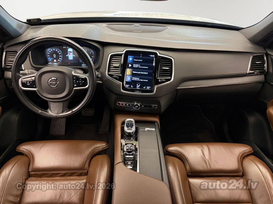 Balts Volvo XC90 2021 Tallina, ar dzinēja tilpumu 2.00 L un nobraukumu 91 tūkst. km par 41900 €, foto 8 vietnē AUTOMOTO.COM.LV