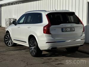 Balts Volvo XC90 2021 Rīga, ar dzinēja tilpumu 2.00 L un nobraukumu 114 tūkst. km par 35700 €, foto 4 vietnē AUTOMOTO.COM.LV