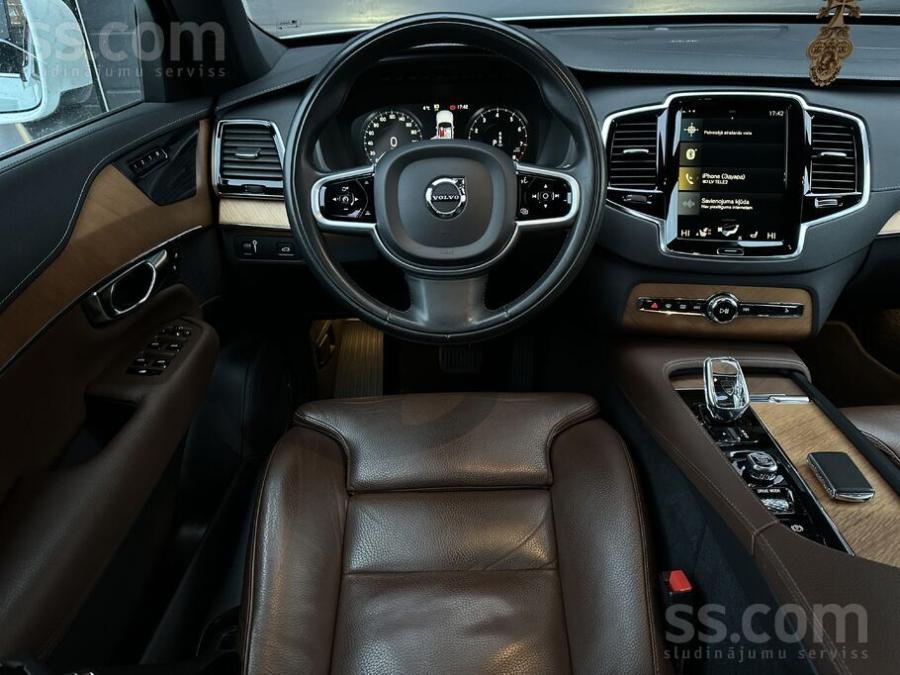 Balts Volvo XC90 2021 Rīga, ar dzinēja tilpumu 2.00 L un nobraukumu 114 tūkst. km par 35700 €, foto 12 vietnē AUTOMOTO.COM.LV