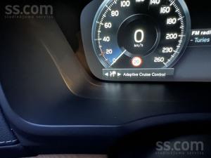 Balts Volvo XC90 2021 Rīga, ar dzinēja tilpumu 2.00 L un nobraukumu 114 tūkst. km par 35700 €, foto 23 vietnē AUTOMOTO.COM.LV