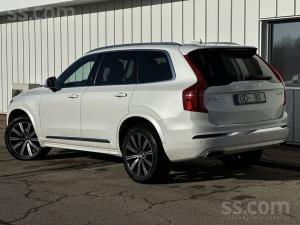 Balts Volvo XC90 2021 Rīga, ar dzinēja tilpumu 2.00 L un nobraukumu 114 tūkst. km par 35700 €, foto 32 vietnē AUTOMOTO.COM.LV