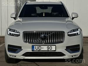 Balts Volvo XC90 2021 Rīga, ar dzinēja tilpumu 2.00 L un nobraukumu 114 tūkst. km par 35700 €, foto 33 vietnē AUTOMOTO.COM.LV