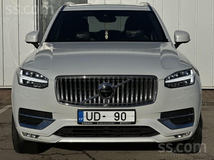 Balts Volvo XC90 2021 Rīga, ar dzinēja tilpumu 2.00 L un nobraukumu 114 tūkst. km par 35700 €, foto 33 vietnē AUTOMOTO.COM.LV