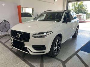 White Volvo XC90 2021 in Vilnius, with an engine capacity of 1.97 L and mileage of 174 thousand km for 33400 €, photo  on AUTOMOTO.COM.LV