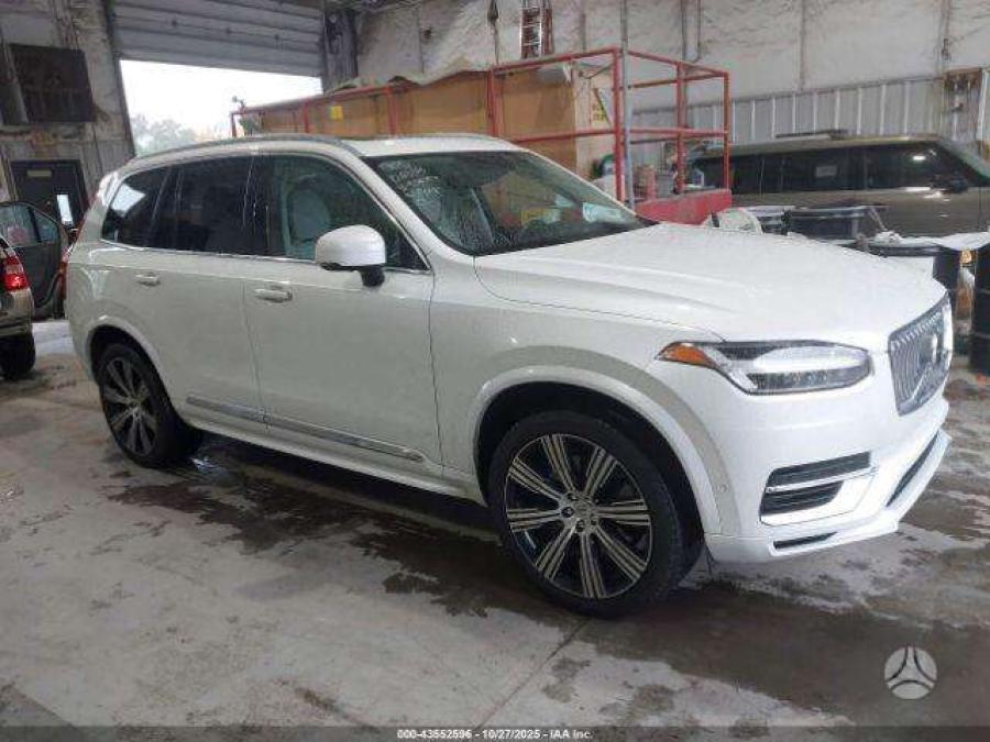 Balts Volvo XC90 2022 Klaipėda, ar dzinēja tilpumu 1.97 L un nobraukumu 64 tūkst. km par 16000 €, foto 13 vietnē AUTOMOTO.COM.LV
