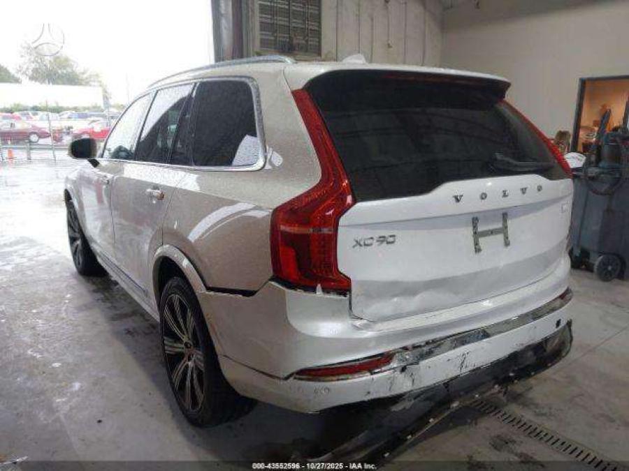 Balts Volvo XC90 2022 Klaipėda, ar dzinēja tilpumu 1.97 L un nobraukumu 64 tūkst. km par 16000 €, foto 14 vietnē AUTOMOTO.COM.LV