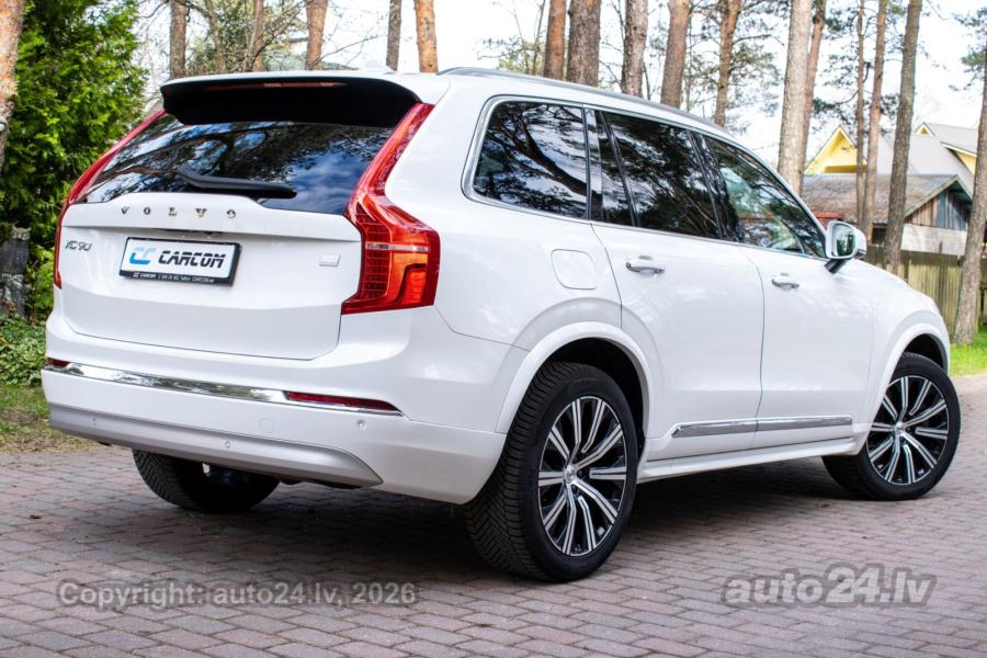 Balts Volvo XC90 2022 Tallina, ar dzinēja tilpumu 2.00 L un nobraukumu 100 tūkst. km par 50990 €, foto 3 vietnē AUTOMOTO.COM.LV