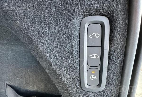 Balts Volvo XC90 2022 Rīga, ar dzinēja tilpumu 2.00 L un nobraukumu 82 tūkst. km par 46500 €, foto 8 vietnē AUTOMOTO.COM.LV