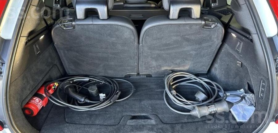 Balts Volvo XC90 2022 Rīga, ar dzinēja tilpumu 2.00 L un nobraukumu 82 tūkst. km par 46500 €, foto 8 vietnē AUTOMOTO.COM.LV