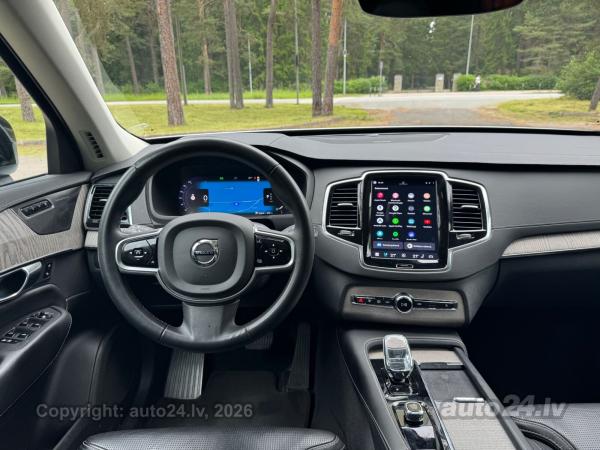 Balts Volvo XC90 2022 Tallina, ar dzinēja tilpumu 2.00 L un nobraukumu 74 tūkst. km par 49900 €, foto 10 vietnē AUTOMOTO.COM.LV