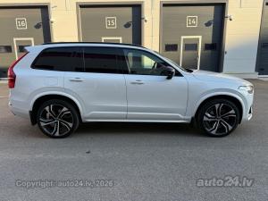 Balts Volvo XC90 2022 Tallina, ar dzinēja tilpumu 2.00 L un nobraukumu 79 tūkst. km par 48900 €, foto 9 vietnē AUTOMOTO.COM.LV
