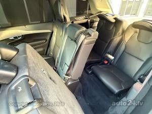 Balts Volvo XC90 2022 Tallina, ar dzinēja tilpumu 2.00 L un nobraukumu 79 tūkst. km par 48900 €, foto 18 vietnē AUTOMOTO.COM.LV