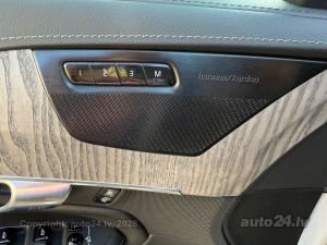 Balts Volvo XC90 2022 Tallina, ar dzinēja tilpumu 2.00 L un nobraukumu 79 tūkst. km par 48900 €, foto 20 vietnē AUTOMOTO.COM.LV