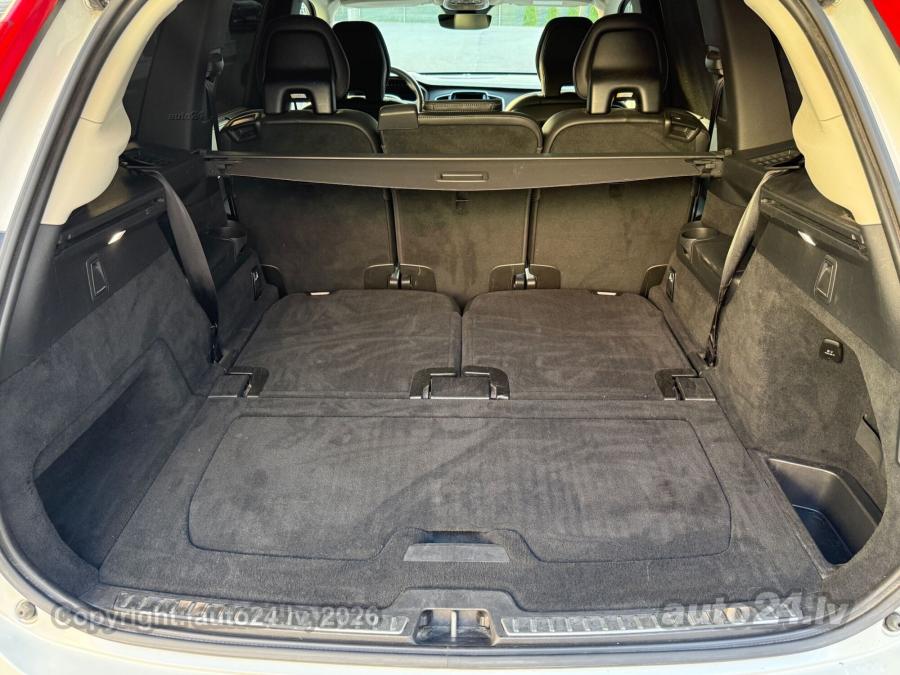 Balts Volvo XC90 2022 Tallina, ar dzinēja tilpumu 2.00 L un nobraukumu 79 tūkst. km par 48900 €, foto 25 vietnē AUTOMOTO.COM.LV
