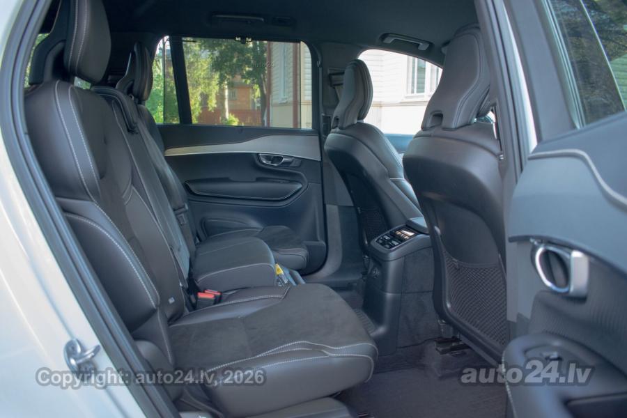 Balts Volvo XC90 2022 Tallina, ar dzinēja tilpumu 2.00 L un nobraukumu 47 tūkst. km par 53900 €, foto 5 vietnē AUTOMOTO.COM.LV