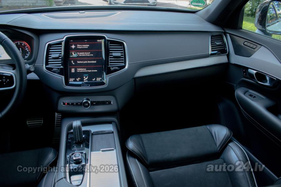 Balts Volvo XC90 2022 Tallina, ar dzinēja tilpumu 2.00 L un nobraukumu 47 tūkst. km par 53900 €, foto 15 vietnē AUTOMOTO.COM.LV