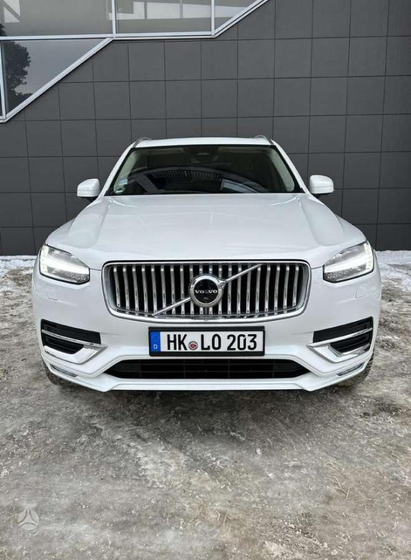 Balts Volvo XC90 2023 Klaipėda, ar dzinēja tilpumu 1.97 L un nobraukumu 22 tūkst. km par 48999 €, foto 1 vietnē AUTOMOTO.COM.LV