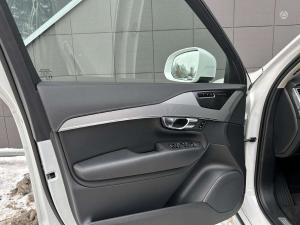 Balts Volvo XC90 2023 Klaipėda, ar dzinēja tilpumu 1.97 L un nobraukumu 22 tūkst. km par 48999 €, foto 15 vietnē AUTOMOTO.COM.LV