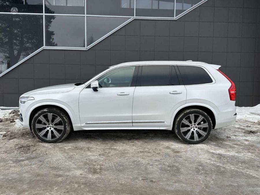 Balts Volvo XC90 2023 Klaipėda, ar dzinēja tilpumu 1.97 L un nobraukumu 22 tūkst. km par 48999 €, foto 25 vietnē AUTOMOTO.COM.LV