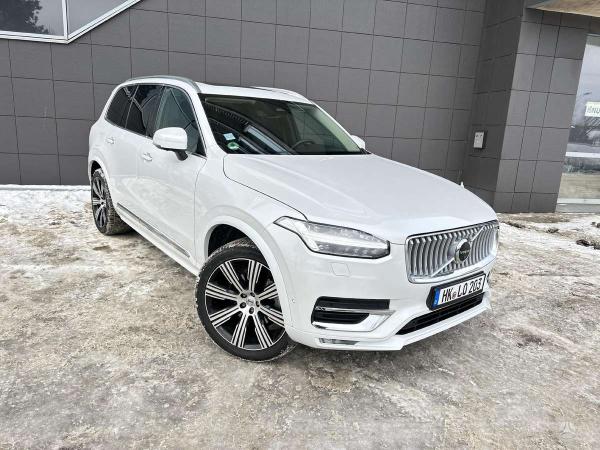 Balts Volvo XC90 2023 Klaipėda, ar dzinēja tilpumu 1.97 L un nobraukumu 22 tūkst. km par 48999 €, foto 4 vietnē AUTOMOTO.COM.LV