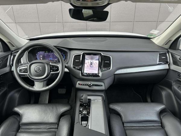 Balts Volvo XC90 2023 Klaipėda, ar dzinēja tilpumu 1.97 L un nobraukumu 22 tūkst. km par 48999 €, foto 7 vietnē AUTOMOTO.COM.LV