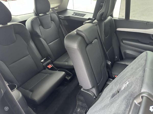 Белый Вольво ХС90 2023 в Клайпеда, объемом двигателя 1.97 л и пробегом 22 тыс. км за 48999 €, фото 11 на AUTOMOTO.COM.LV