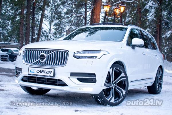 Balts Volvo XC90 2023 Tallina, ar dzinēja tilpumu 2.00 L un nobraukumu 12 tūkst. km par 72900 €, foto 1 vietnē AUTOMOTO.COM.LV