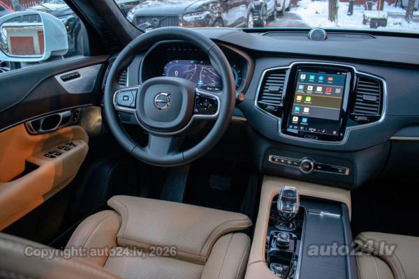 Balts Volvo XC90 2023 Tallina, ar dzinēja tilpumu 2.00 L un nobraukumu 12 tūkst. km par 72900 €, foto 3 vietnē AUTOMOTO.COM.LV